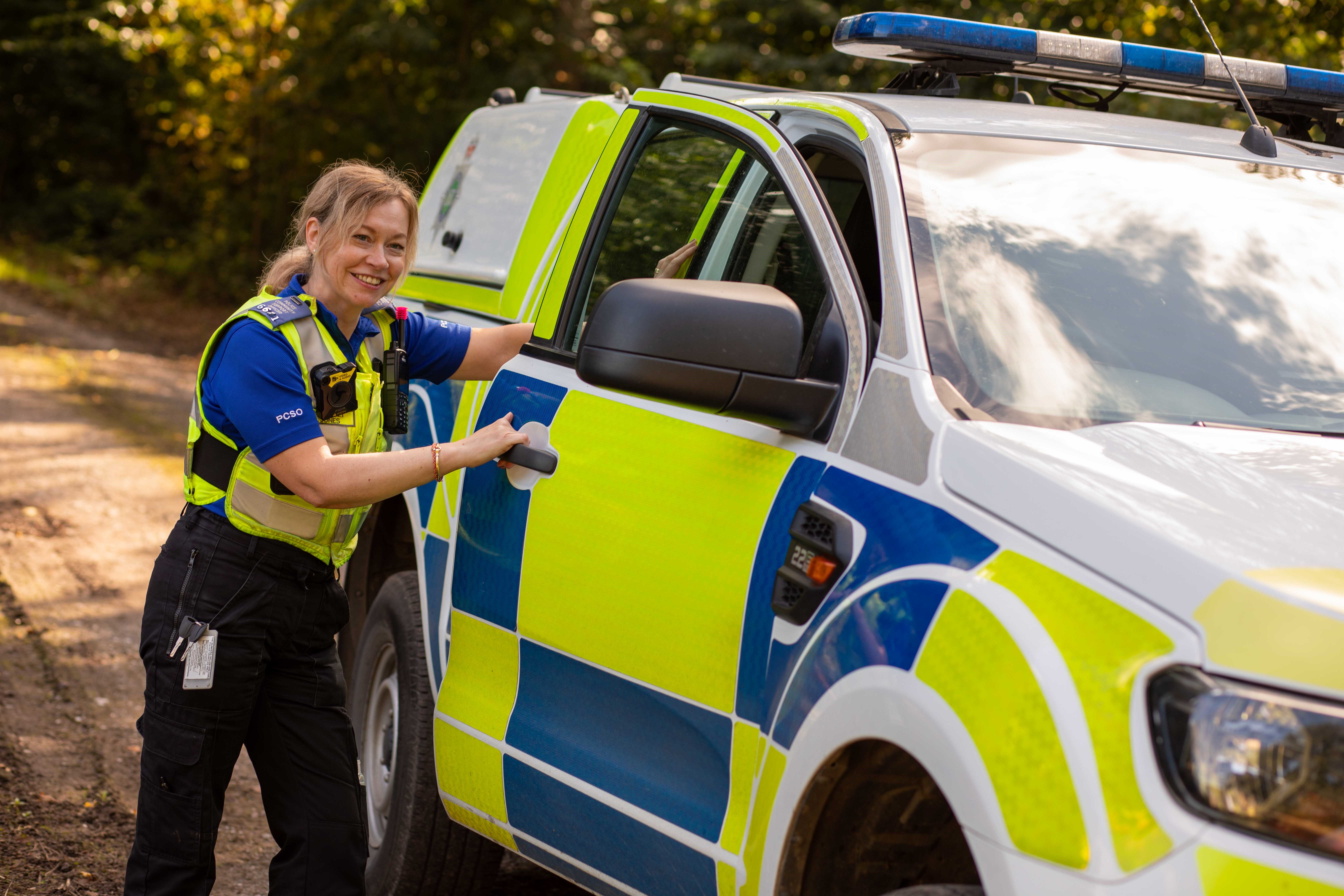 Roles | Staffordshire Police